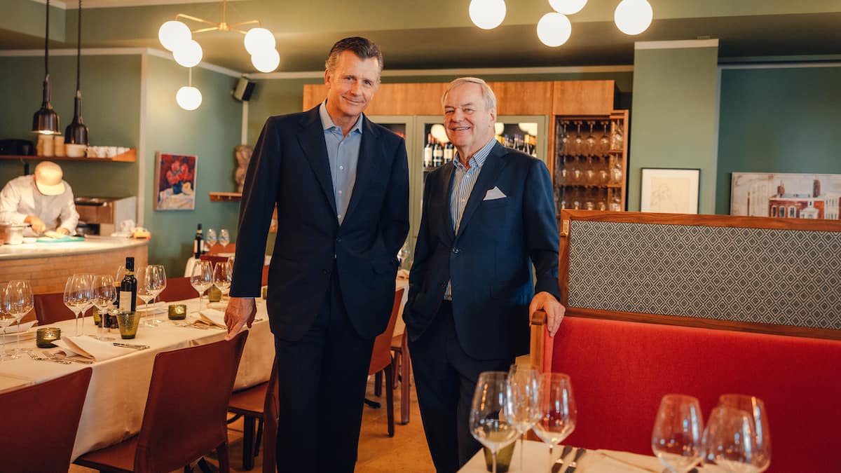 Ex-Nationalbankpräsident Philipp Hildebrand eröffnet mit Rudi Bindella ...